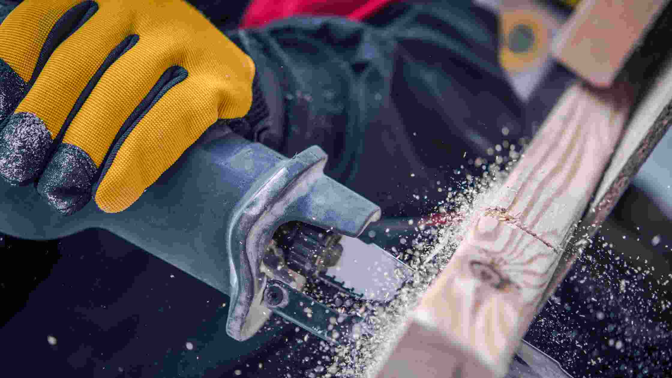 Best Mini Reciprocating Saw for Tight Areas: Top 5 Picks for 2026 ...